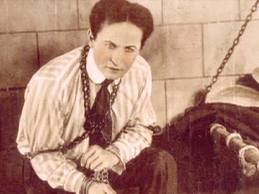 Illusion and Magic Styles Explored - The Arts - Ask Toy Tech