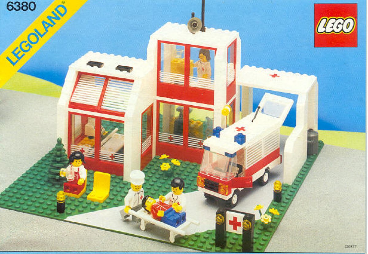 Hospital Classic Town LEGO Set Reference Inventories and Instructions