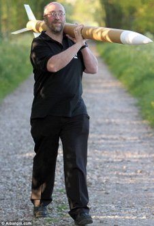 Model Rockets - From History of Rocketry to Building Your Own - Scale ...