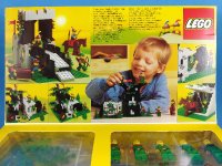 Castle Theme Sets - LEGO 6066 Camouflaged Outpost Forestmen Castle Set 1987
