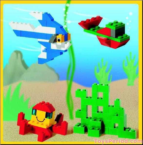 LEGO 4028 World of Bricks Blue Bucket Instructions and Parts List