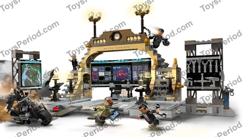 LEGO 76183 Batcave: The Riddler Face-off Set Parts List