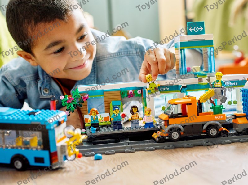 LEGO 60335 Train Station Set Parts List