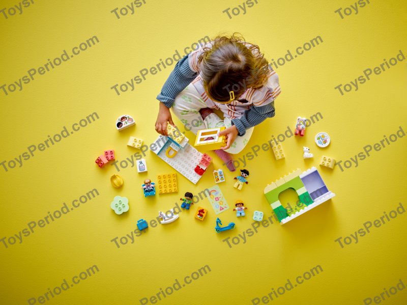 LEGO 10992 Life at the Day-Care Center Set Parts List