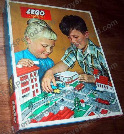 LEGO 810-2 European Town Plan Instructions and Parts List