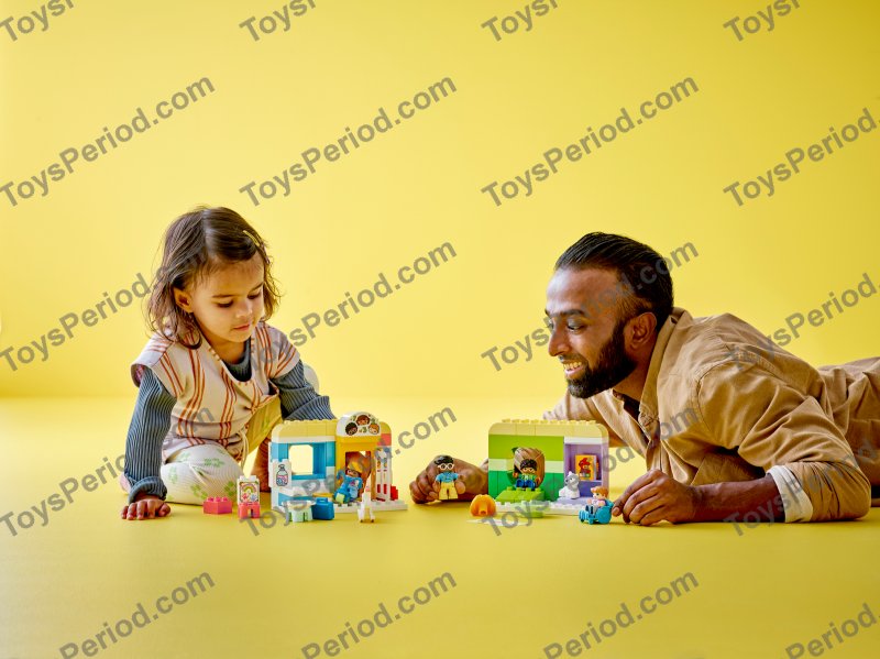 LEGO 10992 Life at the Day-Care Center Set Parts List