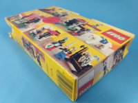 Castle Theme Sets - LEGO 6041 Armor Shop Vintage Castle Lion Knights Set