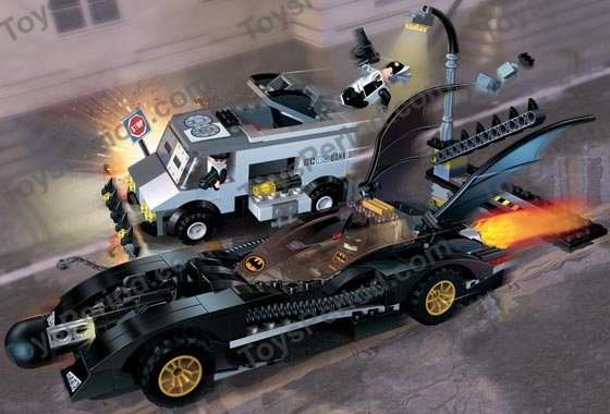 LEGO 7781 The Batmobile: Two-Face's Escape Instructions and Parts List