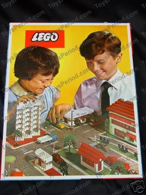 LEGO 810-4 UK Town Plan in Cardboard Box Instructions and Parts List