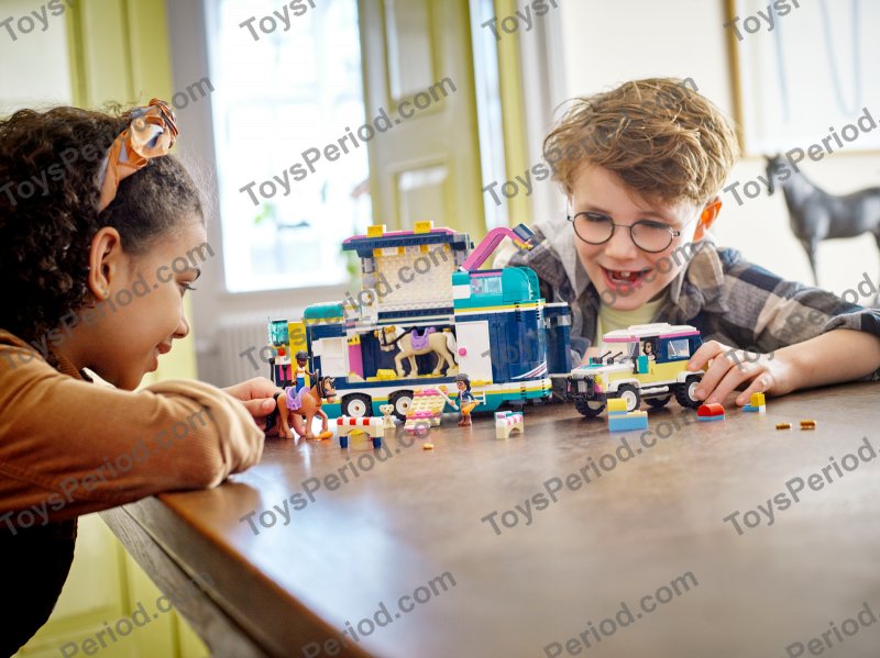 LEGO 41722 Horse Show Trailer Set Parts List