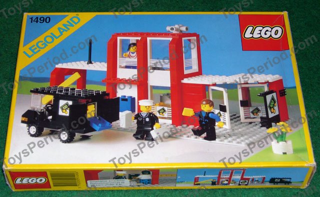 LEGO 1490 Town Bank Instructions, from 1988 | LEGO Reference