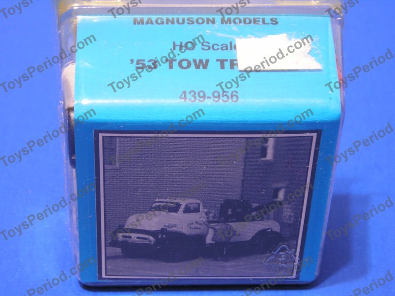 HO Accessories - Magnuson 439-956 Tow Truck 1953 HO Scale Resin Vehicle Kit