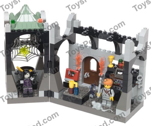 LEGO 4705 Snape's Classroom Instructions and Parts List