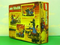 Castle Theme Sets - LEGO 6043 Dragon Defender Knights Castle Siege Set ...