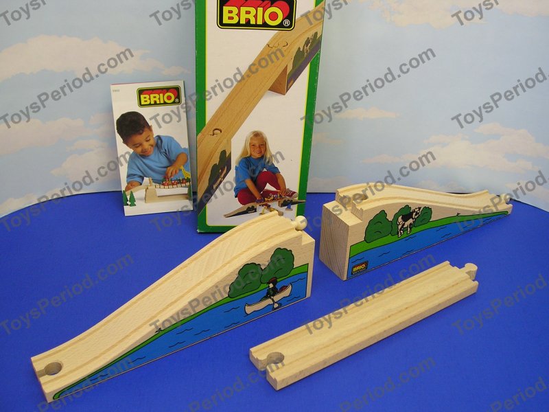 BRIO - BRIO 33468 Scenic Bridge Solid Wooden Railway Add-On Sweden